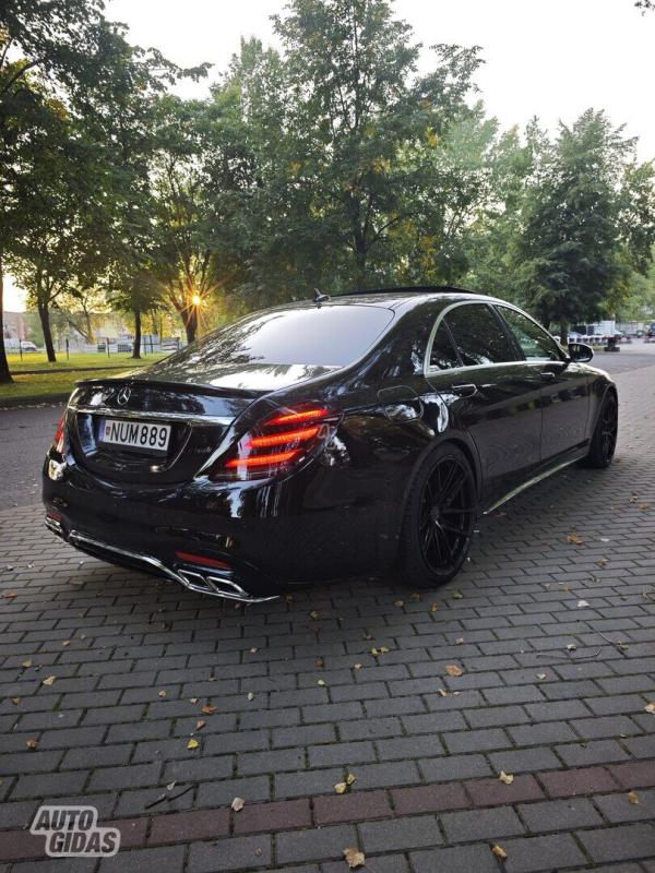 Черный Мерседес С 350 2015 в Клайпеда, объемом двигателя 3.00 л и пробегом 258 тыс. км за 25900 €, фото 4 на AUTOMOTO.COM.LV