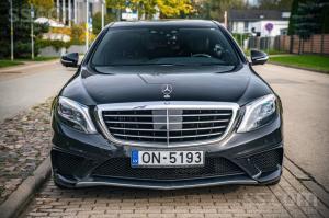 Black Mercedes-Benz S 350 2015 in Riga, with an engine capacity of 3.00 L and mileage of 264 thousand km for 19990 €, photo 3 on AUTOMOTO.COM.LV