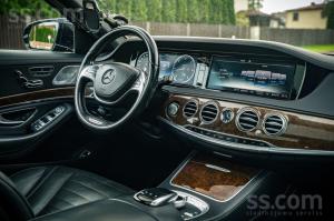 Black Mercedes-Benz S 350 2015 in Riga, with an engine capacity of 3.00 L and mileage of 264 thousand km for 19990 €, photo 9 on AUTOMOTO.COM.LV