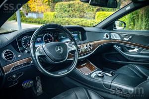 Black Mercedes-Benz S 350 2015 in Riga, with an engine capacity of 3.00 L and mileage of 264 thousand km for 19990 €, photo 10 on AUTOMOTO.COM.LV