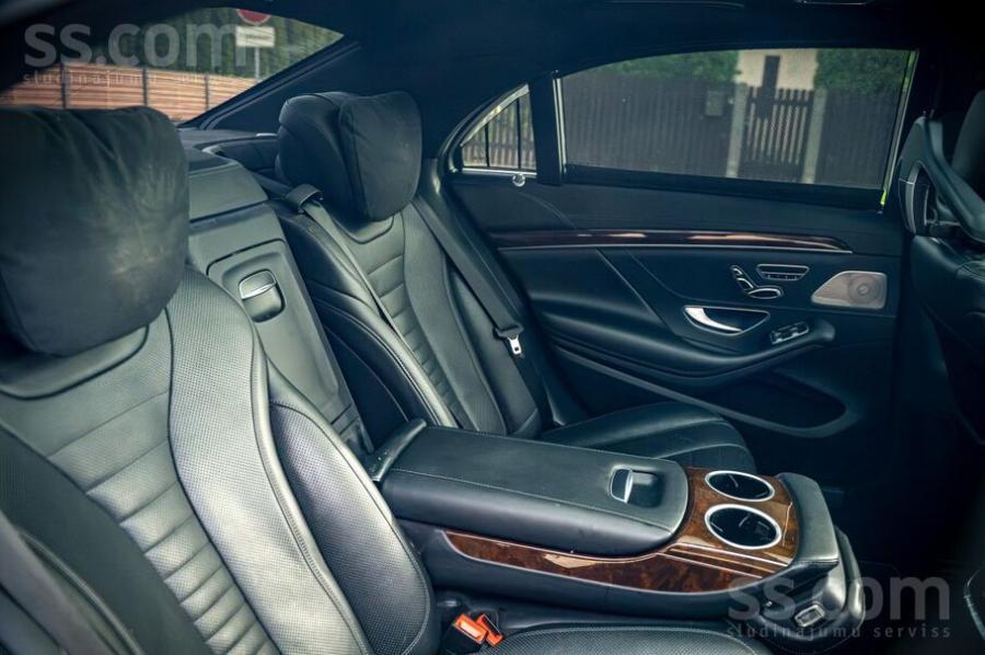 Black Mercedes-Benz S 350 2015 in Riga, with an engine capacity of 3.00 L and mileage of 264 thousand km for 19990 €, photo 12 on AUTOMOTO.COM.LV