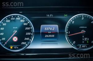 Black Mercedes-Benz S 350 2015 in Riga, with an engine capacity of 3.00 L and mileage of 264 thousand km for 19990 €, photo 15 on AUTOMOTO.COM.LV