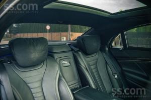 Black Mercedes-Benz S 350 2015 in Riga, with an engine capacity of 3.00 L and mileage of 264 thousand km for 19990 €, photo 21 on AUTOMOTO.COM.LV