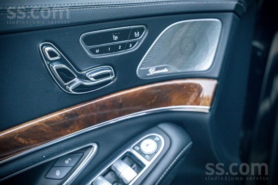 Black Mercedes-Benz S 350 2015 in Riga, with an engine capacity of 3.00 L and mileage of 264 thousand km for 19990 €, photo 26 on AUTOMOTO.COM.LV