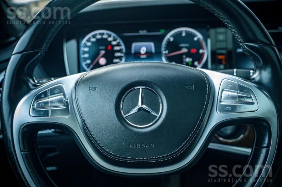 Black Mercedes-Benz S 350 2015 in Riga, with an engine capacity of 3.00 L and mileage of 264 thousand km for 19990 €, photo 28 on AUTOMOTO.COM.LV