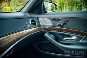 Black Mercedes-Benz S 350 2015 in Riga, with an engine capacity of 3.00 L and mileage of 264 thousand km for 19990 €, photo 31 on AUTOMOTO.COM.LV