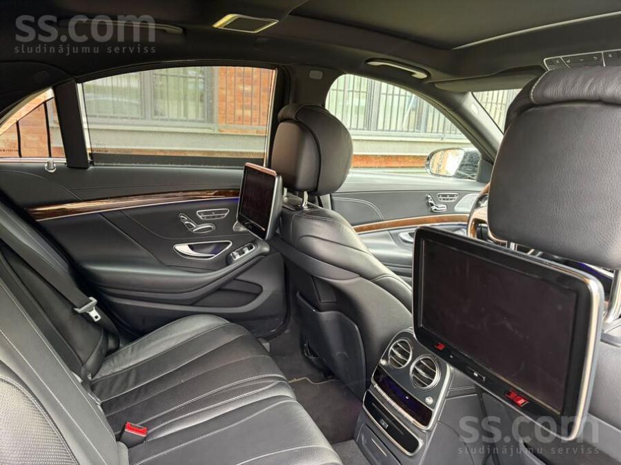 Black Mercedes-Benz S 350 2015 in Riga, with an engine capacity of 3.00 L and mileage of 254 thousand km for 19900 €, photo 8 on AUTOMOTO.COM.LV