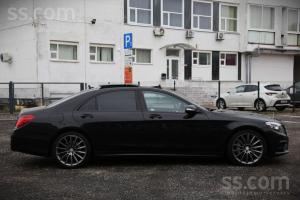 Black Mercedes-Benz S 350 2016 in Riga, with an engine capacity of 3.00 L and mileage of 300 thousand km for 27995 €, photo 6 on AUTOMOTO.COM.LV