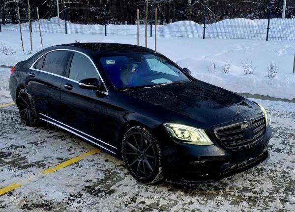Black Mercedes-Benz S 350 2016 in Vilnius, with an engine capacity of 2.99 L and mileage of 380 thousand km for 28500 €, photo 2 on AUTOMOTO.COM.LV