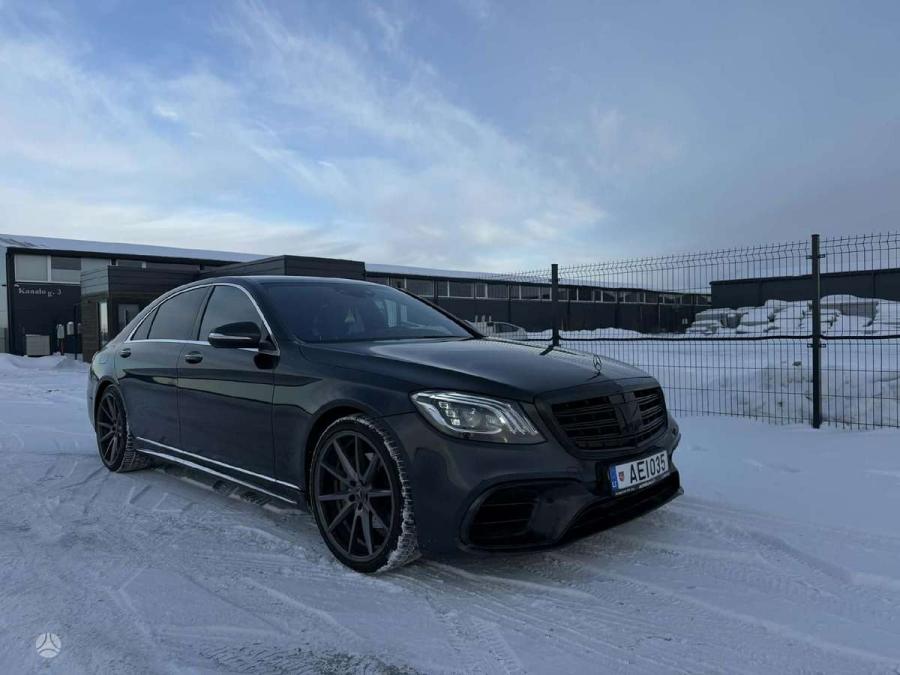 Black Mercedes-Benz S 350 2016 in Siauliai, with an engine capacity of 2.99 L and mileage of 277 thousand km for 27000 €, photo 4 on AUTOMOTO.COM.LV