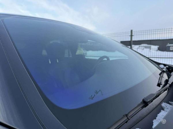Black Mercedes-Benz S 350 2016 in Siauliai, with an engine capacity of 2.99 L and mileage of 277 thousand km for 27000 €, photo 11 on AUTOMOTO.COM.LV