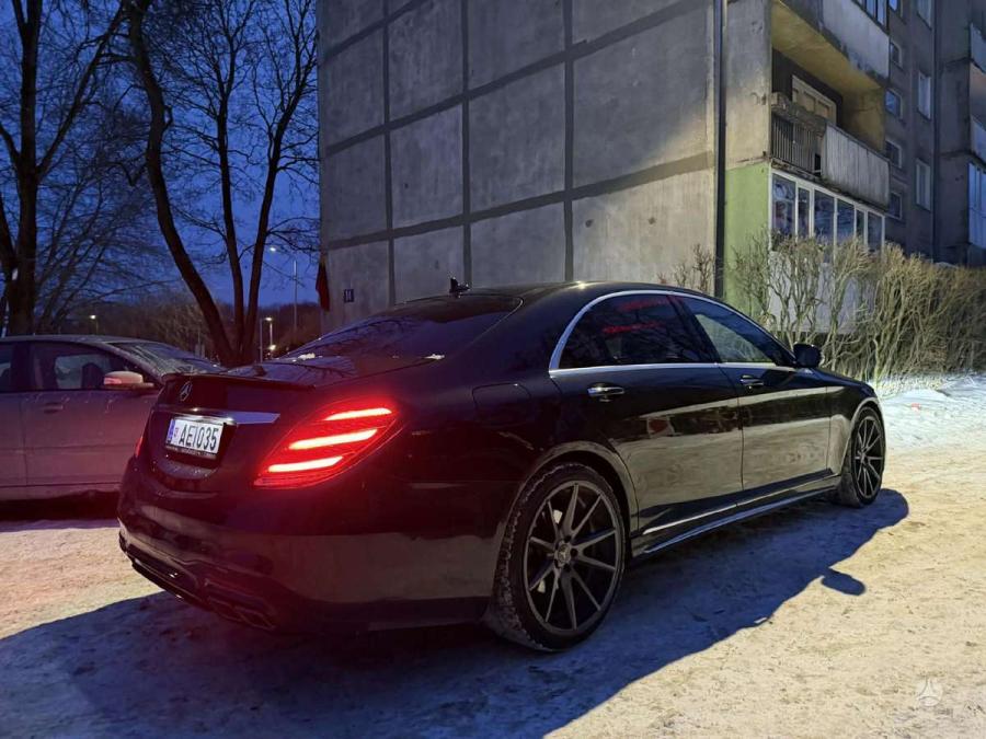 Black Mercedes-Benz S 350 2016 in Siauliai, with an engine capacity of 2.99 L and mileage of 277 thousand km for 27000 €, photo 12 on AUTOMOTO.COM.LV