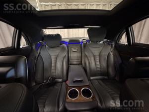 Черный Мерседес С 350 2016 в Рига, объемом двигателя 3.00 л и пробегом 285 тыс. км за 26990 €, фото 13 на AUTOMOTO.COM.LV