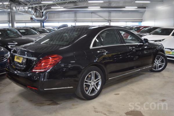 Melns Mercedes-Benz S 350 2016 Rīga, ar dzinēja tilpumu 3.00 L un nobraukumu 170 tūkst. km par 27900 €, foto 2 vietnē AUTOMOTO.COM.LV
