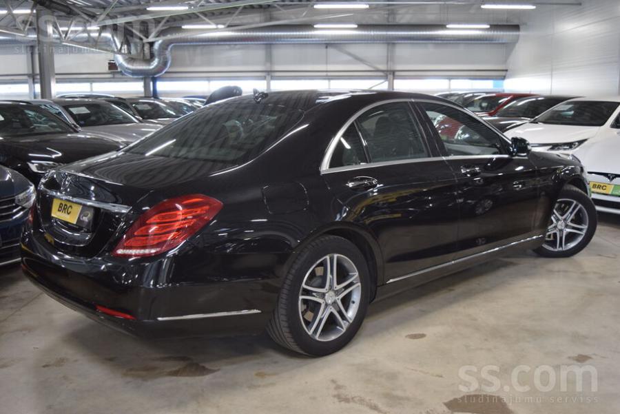 Черный Мерседес С 350 2016 в Рига, объемом двигателя 3.00 л и пробегом 170 тыс. км за 27900 €, фото 3 на AUTOMOTO.COM.LV