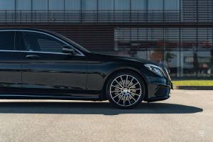 Melns Mercedes-Benz S 350 2016 Klaipėda, ar dzinēja tilpumu 2.99 L un nobraukumu 278 tūkst. km par 29900 €, foto 11 vietnē AUTOMOTO.COM.LV