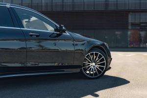 Melns Mercedes-Benz S 350 2016 Klaipėda, ar dzinēja tilpumu 2.99 L un nobraukumu 278 tūkst. km par 29900 €, foto 18 vietnē AUTOMOTO.COM.LV