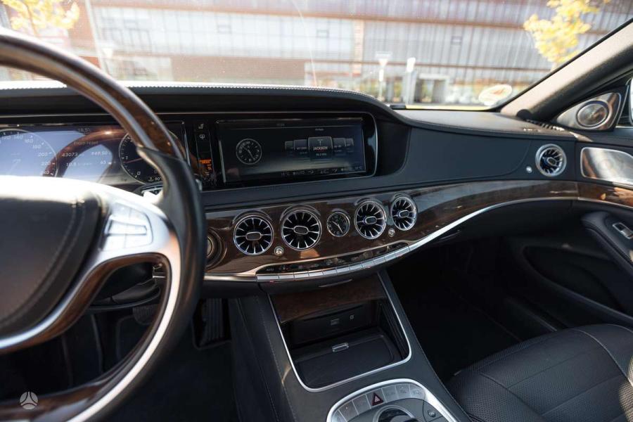 Melns Mercedes-Benz S 350 2016 Klaipėda, ar dzinēja tilpumu 2.99 L un nobraukumu 278 tūkst. km par 29900 €, foto 27 vietnē AUTOMOTO.COM.LV