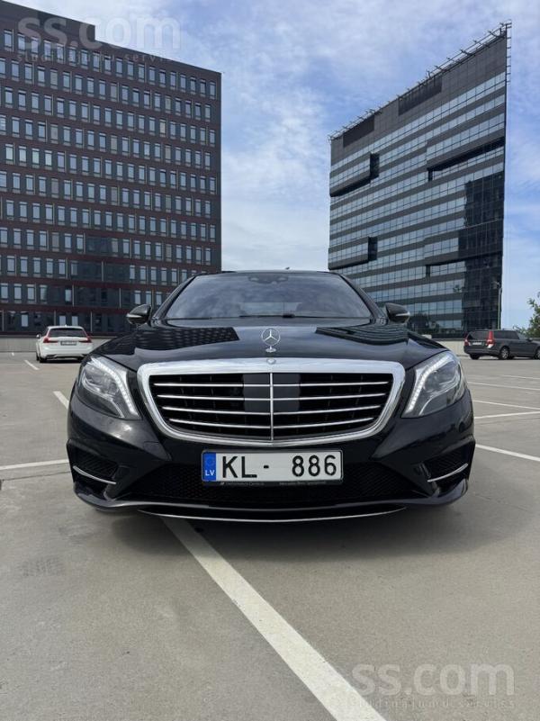 Черный Мерседес С 350 2016 в Рига, объемом двигателя 3.00 л и пробегом 286 тыс. км за 27900 €, фото 3 на AUTOMOTO.COM.LV