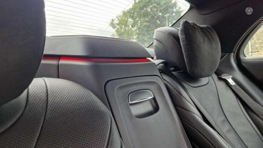 Black Mercedes-Benz S 350 2016 in Vilnius, with an engine capacity of 2.99 L and mileage of 280 thousand km for 22500 €, photo 16 on AUTOMOTO.COM.LV
