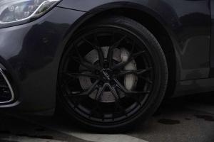Black Mercedes-Benz S 350 2016 in Vilnius, with an engine capacity of 2.99 L and mileage of 293 thousand km for 27000 €, photo 5 on AUTOMOTO.COM.LV