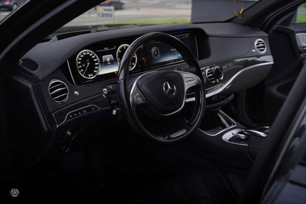 Melns Mercedes-Benz S 350 2016 Viļņa, ar dzinēja tilpumu 2.99 L un nobraukumu 293 tūkst. km par 27000 €, foto 7 vietnē AUTOMOTO.COM.LV