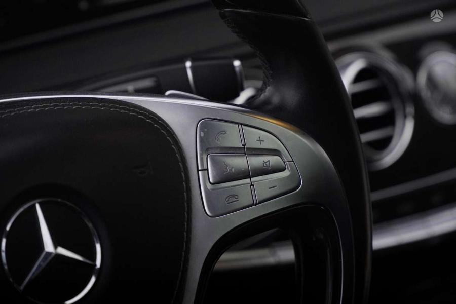 Black Mercedes-Benz S 350 2016 in Vilnius, with an engine capacity of 2.99 L and mileage of 293 thousand km for 27000 €, photo 9 on AUTOMOTO.COM.LV