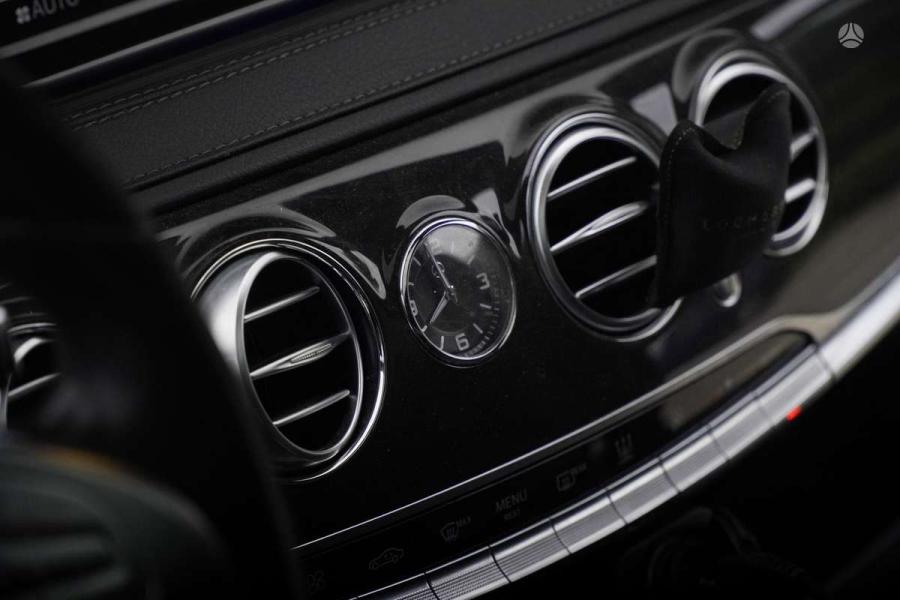 Black Mercedes-Benz S 350 2016 in Vilnius, with an engine capacity of 2.99 L and mileage of 293 thousand km for 27000 €, photo 11 on AUTOMOTO.COM.LV