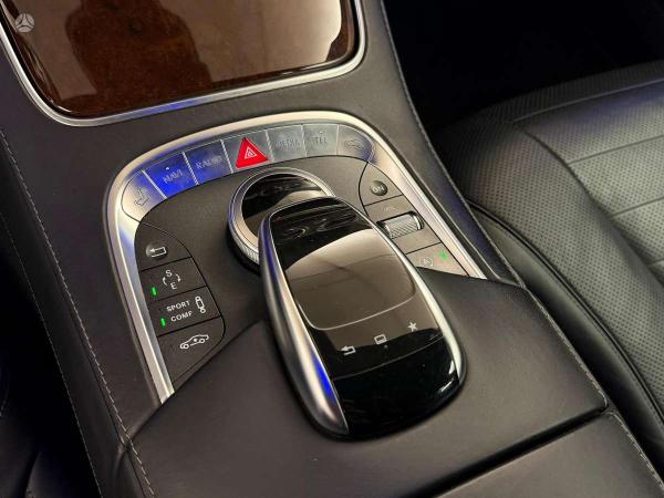 Mercedes-Benz S 350 2016 Rīga vietnē Melns Mercedes-Benz S 350 2016 Rīga, ar dzinēja tilpumu 3.00 L un nobraukumu 285 tūkst. km par 27900 €, foto 11 vietnē AUTOMOTO.COM.LV