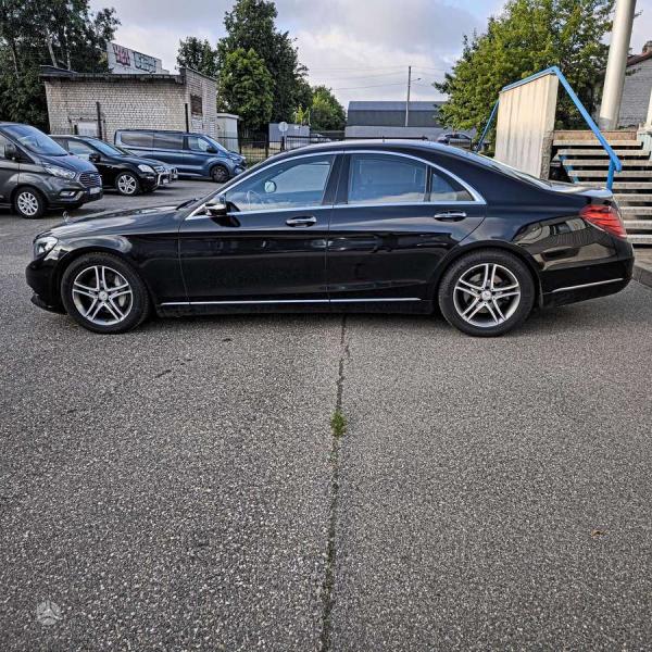 Black Mercedes-Benz S 350 2016 in Vilnius, with an engine capacity of 2.99 L and mileage of 241 thousand km for 25000 €, photo 1 on AUTOMOTO.COM.LV