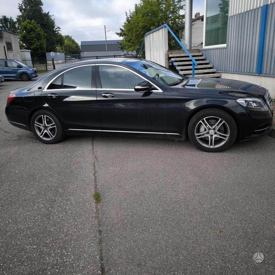 Melns Mercedes-Benz S 350 2016 Viļņa, ar dzinēja tilpumu 2.99 L un nobraukumu 241 tūkst. km par 25000 €, foto 3 vietnē AUTOMOTO.COM.LV