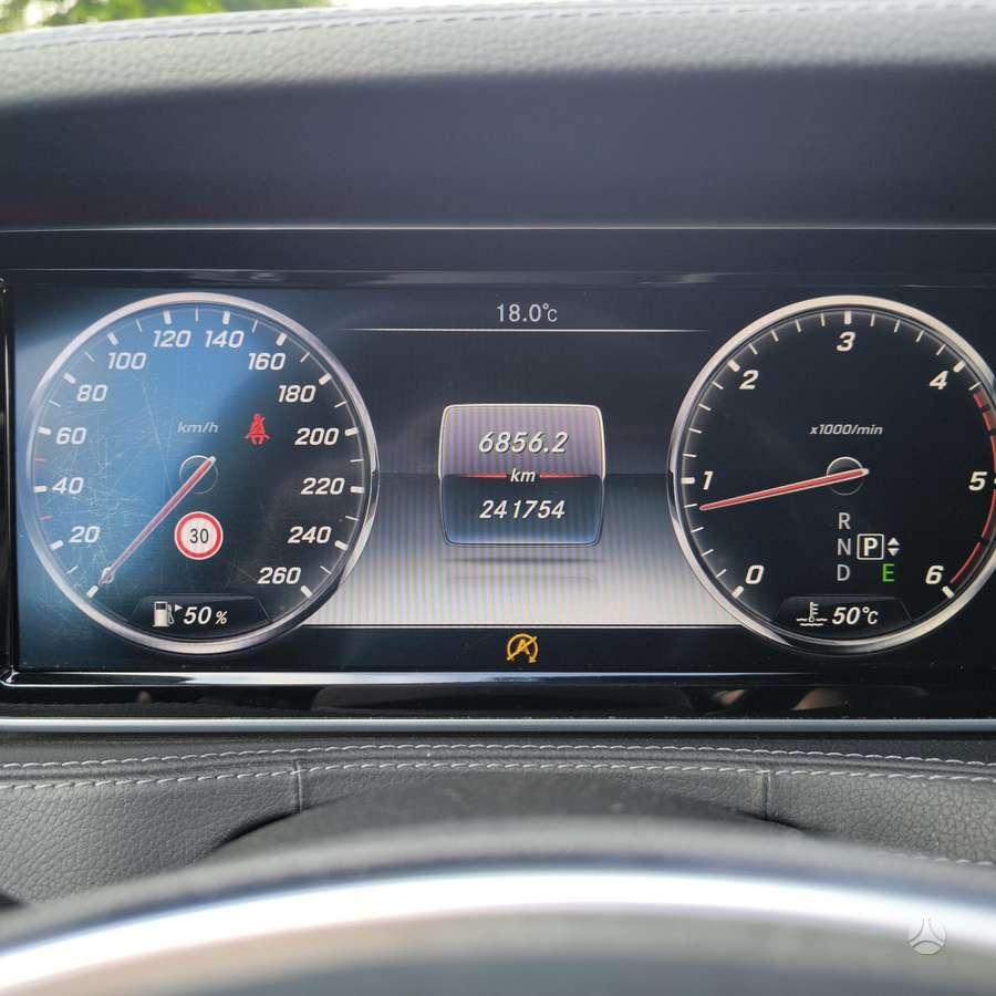 Melns Mercedes-Benz S 350 2016 Viļņa, ar dzinēja tilpumu 2.99 L un nobraukumu 241 tūkst. km par 25000 €, foto 13 vietnē AUTOMOTO.COM.LV