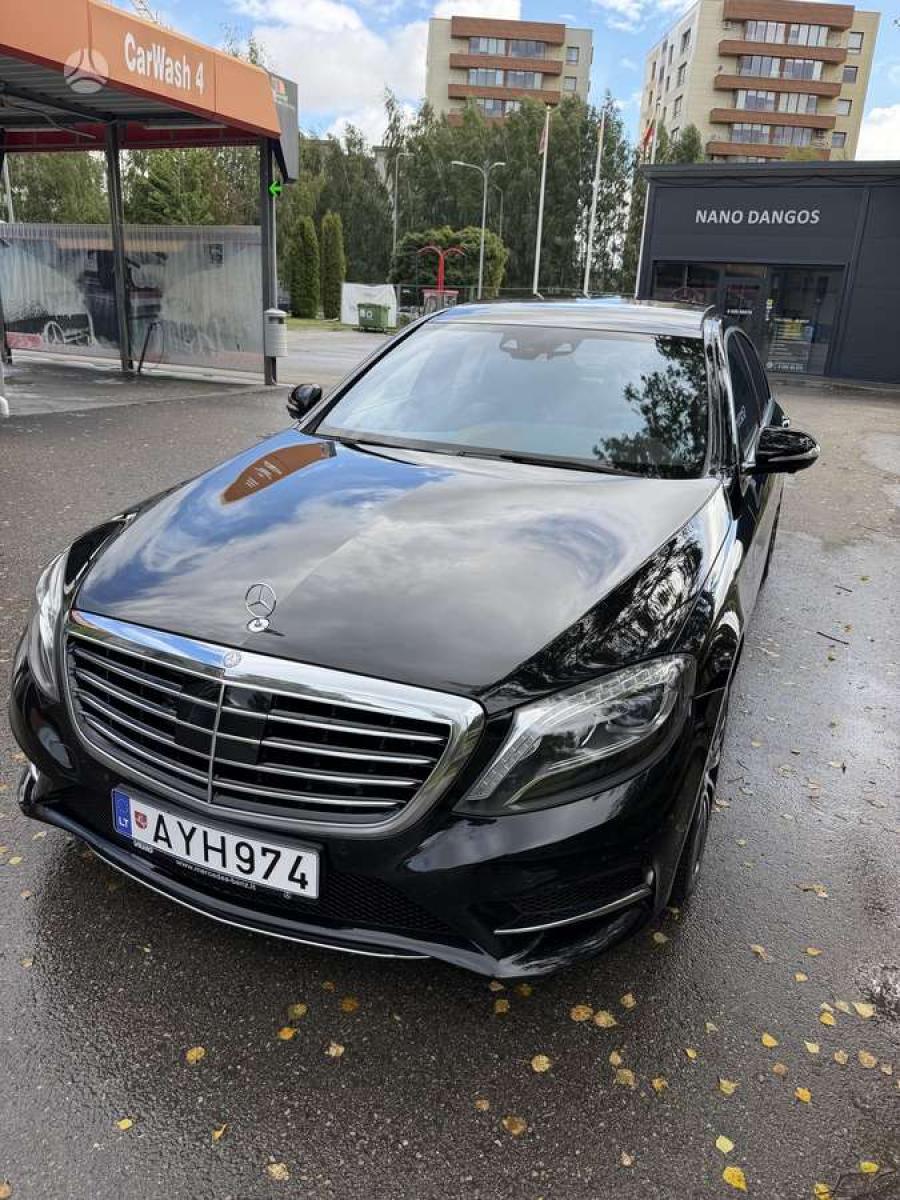 Черный Мерседес С 350 2016 в Каунас, объемом двигателя 2.99 л и пробегом 263 тыс. км за 23200 €, фото 1 на AUTOMOTO.COM.LV