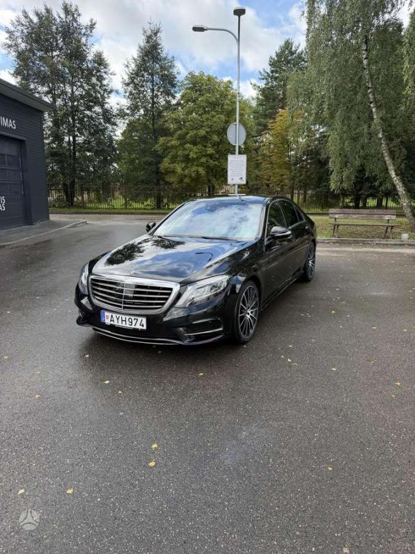 Melns Mercedes-Benz S 350 2016 Kauņa, ar dzinēja tilpumu 2.99 L un nobraukumu 263 tūkst. km par 23200 €, foto 4 vietnē AUTOMOTO.COM.LV
