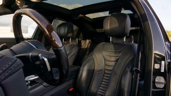 Black Mercedes-Benz S 350 2017 in Kaunas, with an engine capacity of 2.93 L and mileage of 197 thousand km for 37200 €, photo 11 on AUTOMOTO.COM.LV