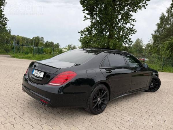 Melns Mercedes-Benz S 350 2017 Rīga, ar dzinēja tilpumu 3.00 L un nobraukumu 0 tūkst. km par 26500 €, foto 4 vietnē AUTOMOTO.COM.LV