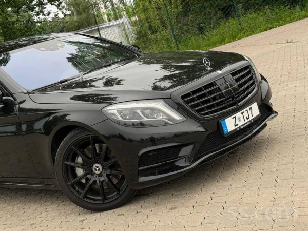 Black Mercedes-Benz S 350 2017 in Riga, with an engine capacity of 3.00 L and mileage of 0 thousand km for 26500 €, photo 7 on AUTOMOTO.COM.LV