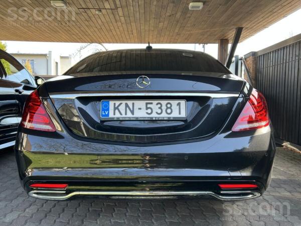 Black Mercedes-Benz S 350 2017 in Riga, with an engine capacity of 3.00 L and mileage of 269 thousand km for 28500 €, photo 4 on AUTOMOTO.COM.LV