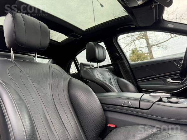 Black Mercedes-Benz S 350 2017 in Riga, with an engine capacity of 3.00 L and mileage of 269 thousand km for 28500 €, photo 9 on AUTOMOTO.COM.LV