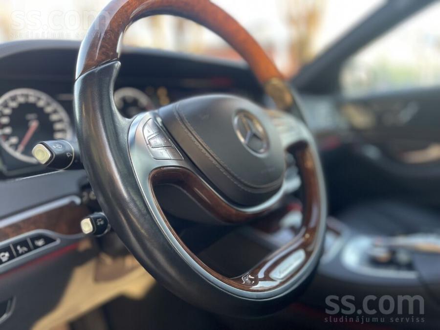 Melns Mercedes-Benz S 350 2017 Liepāja, ar dzinēja tilpumu 3.00 L un nobraukumu 220 tūkst. km par 30500 €, foto 5 vietnē AUTOMOTO.COM.LV