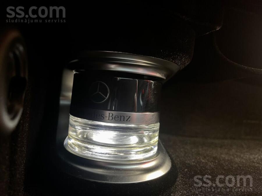 Melns Mercedes-Benz S 350 2017 Liepāja, ar dzinēja tilpumu 3.00 L un nobraukumu 220 tūkst. km par 30500 €, foto 13 vietnē AUTOMOTO.COM.LV