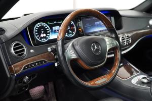 Черный Мерседес С 350 2017 в Таллин, объемом двигателя 3.00 л и пробегом 160 тыс. км за 31900 €, фото 7 на AUTOMOTO.COM.LV