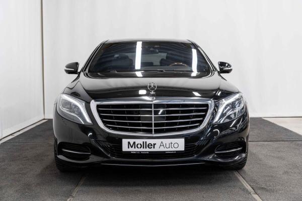 Черный Мерседес С 350 2017 в Таллин, объемом двигателя 3.00 л и пробегом 160 тыс. км за 31900 €, фото 9 на AUTOMOTO.COM.LV