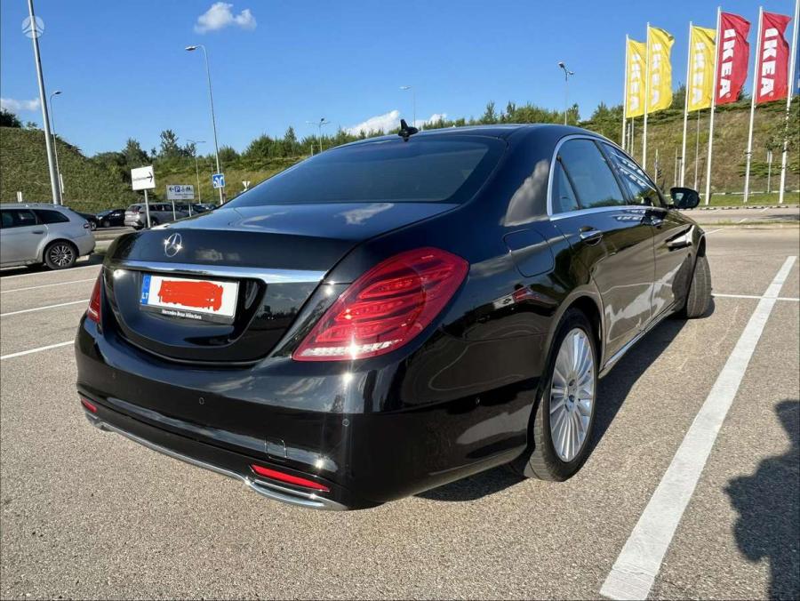 Melns Mercedes-Benz S 350 2017 Viļņa, ar dzinēja tilpumu 2.99 L un nobraukumu 128 tūkst. km par 27000 €, foto 4 vietnē AUTOMOTO.COM.LV