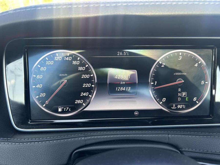 Melns Mercedes-Benz S 350 2017 Viļņa, ar dzinēja tilpumu 2.99 L un nobraukumu 128 tūkst. km par 27000 €, foto 10 vietnē AUTOMOTO.COM.LV