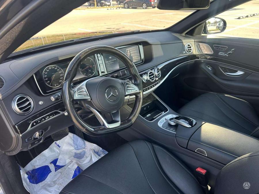 Melns Mercedes-Benz S 350 2017 Viļņa, ar dzinēja tilpumu 2.99 L un nobraukumu 128 tūkst. km par 27000 €, foto 11 vietnē AUTOMOTO.COM.LV