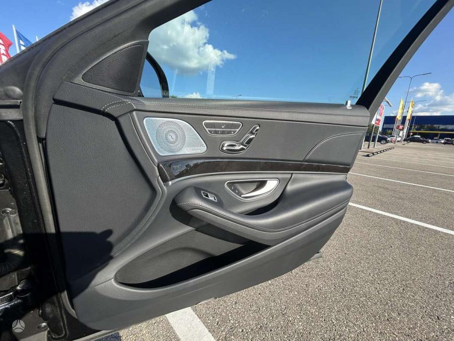 Melns Mercedes-Benz S 350 2017 Viļņa, ar dzinēja tilpumu 2.99 L un nobraukumu 128 tūkst. km par 27000 €, foto 19 vietnē AUTOMOTO.COM.LV
