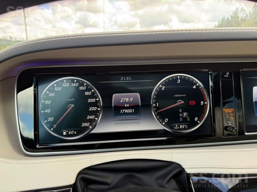 Черный Мерседес С 350 2017 в Валмиера, объемом двигателя 3.00 л и пробегом 179 тыс. км за 32200 €, фото 17 на AUTOMOTO.COM.LV
