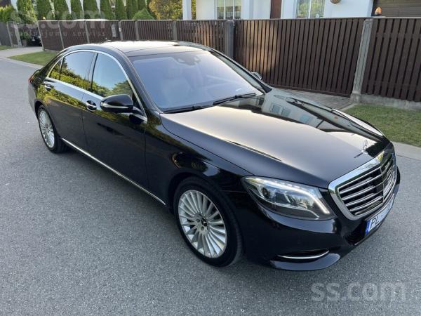 Black Mercedes-Benz S 350 2017 in Jurmala, with an engine capacity of 3.00 L and mileage of 249 thousand km for 30250 €, photo 2 on AUTOMOTO.COM.LV