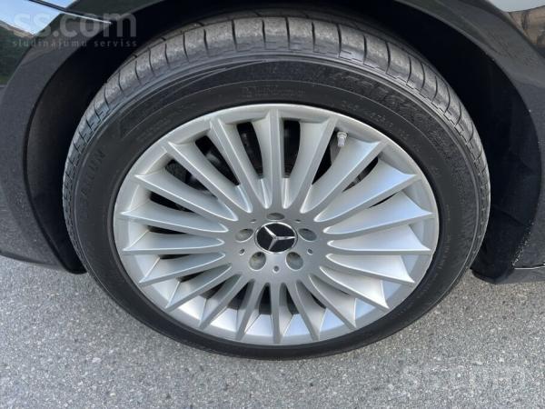 Black Mercedes-Benz S 350 2017 in Jurmala, with an engine capacity of 3.00 L and mileage of 249 thousand km for 30250 €, photo 5 on AUTOMOTO.COM.LV